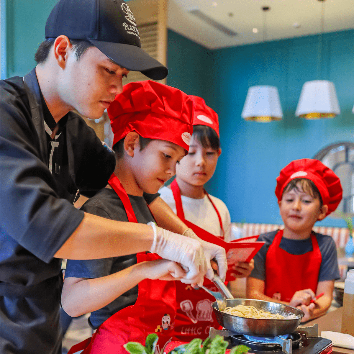👩‍🍳 Little Birds Cooking Class – Movenpick Phan Thiet